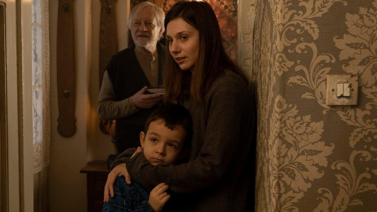 TRAILER - Backwards (2022)