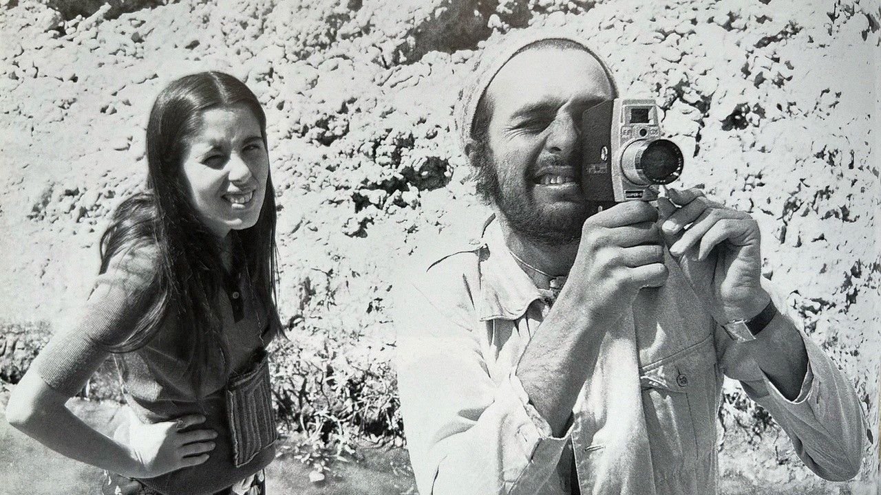 The Long Voyage of the Yellow Bus (2023) | MUBI