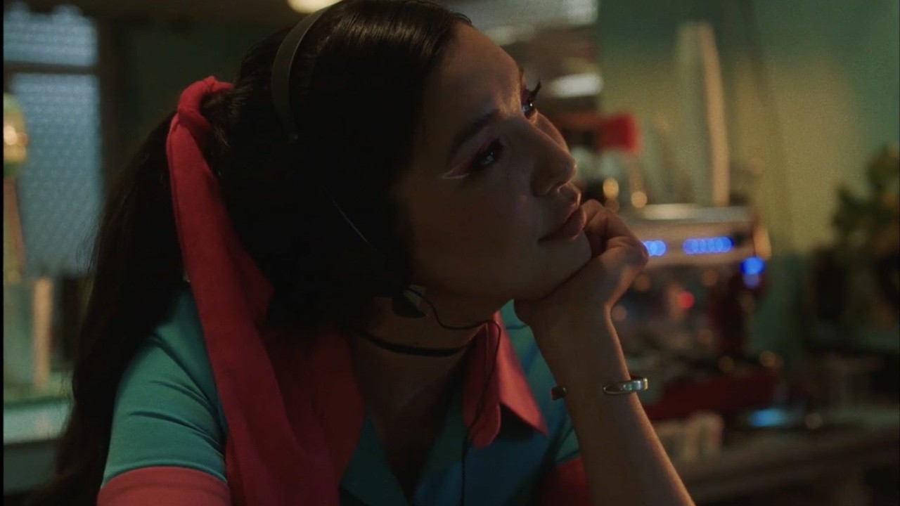 Drives the Common Man: Annie [MV] (2022) | MUBI