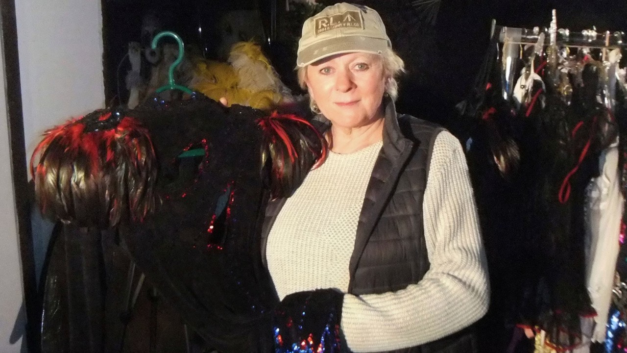 Heidi Wittwer's Striptease School (1995) | MUBI