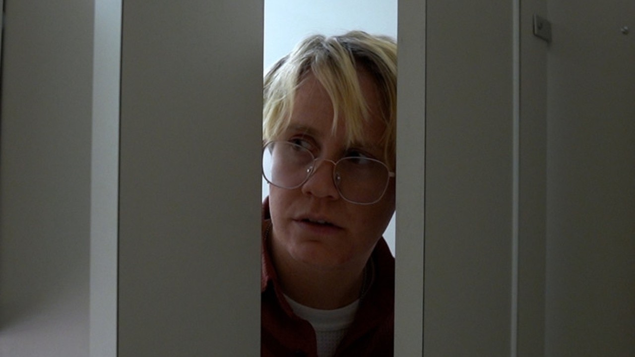 The Triangle Lady (2023) | MUBI