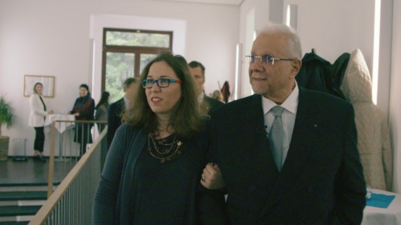 Anna and the Egyptian Doctor (2022) | MUBI