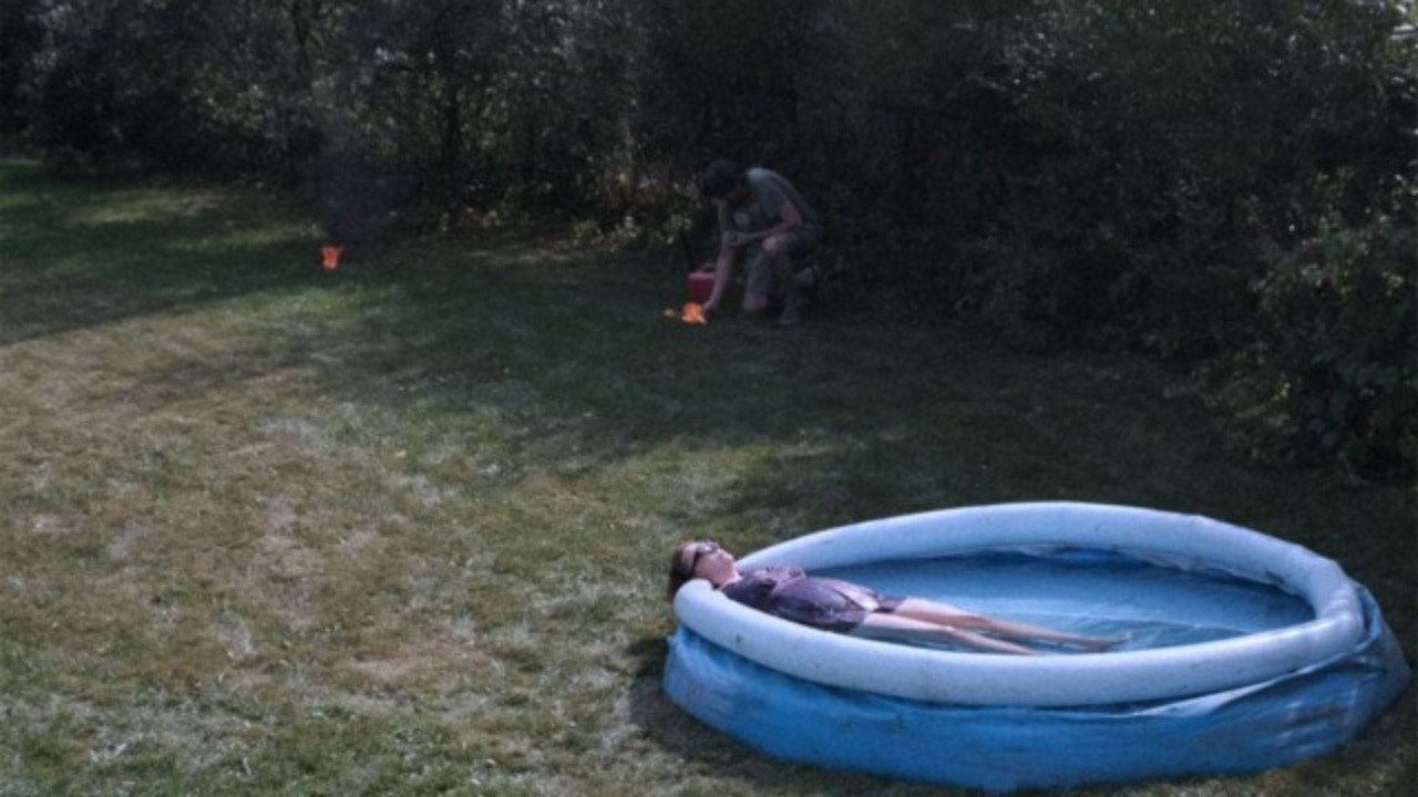 The Hole. Story in 9 Scenes (2023) | MUBI