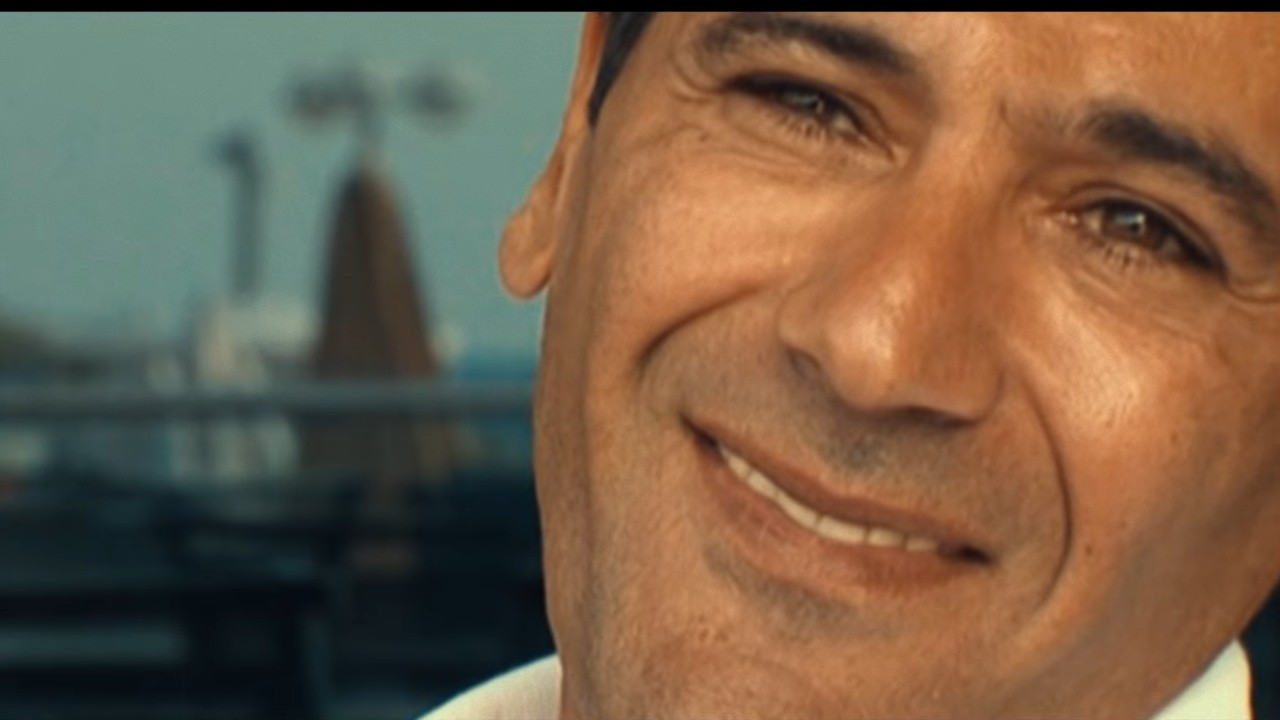 The Masked Scammer (2022) | MUBI