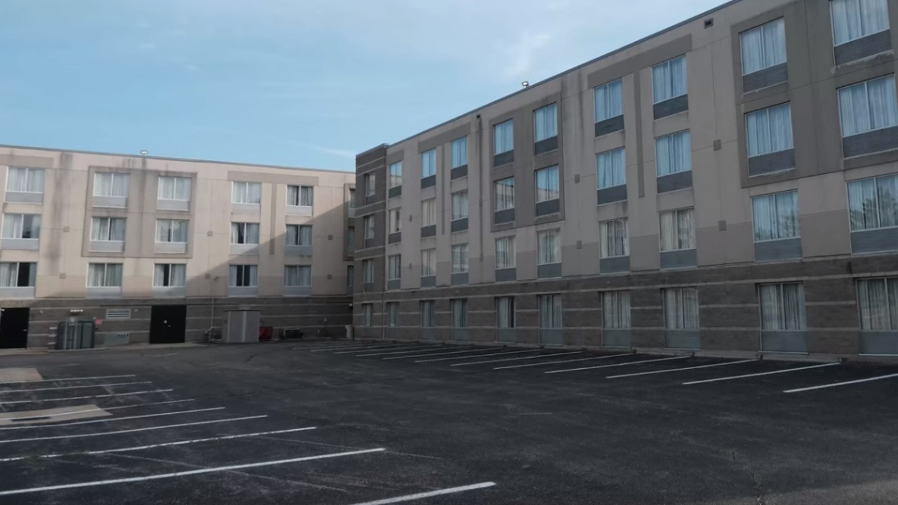 Hope Hotel Phantom (2023) | MUBI