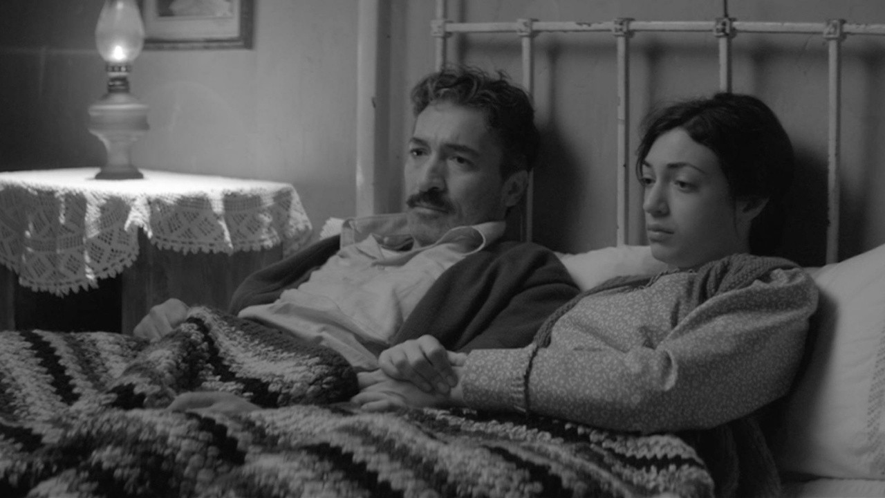 Five Shillings Naylon (2022) | MUBI