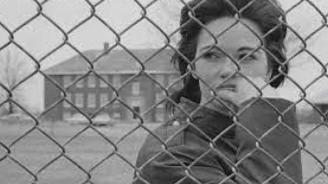 Growing Up in Prison (1972) | MUBI