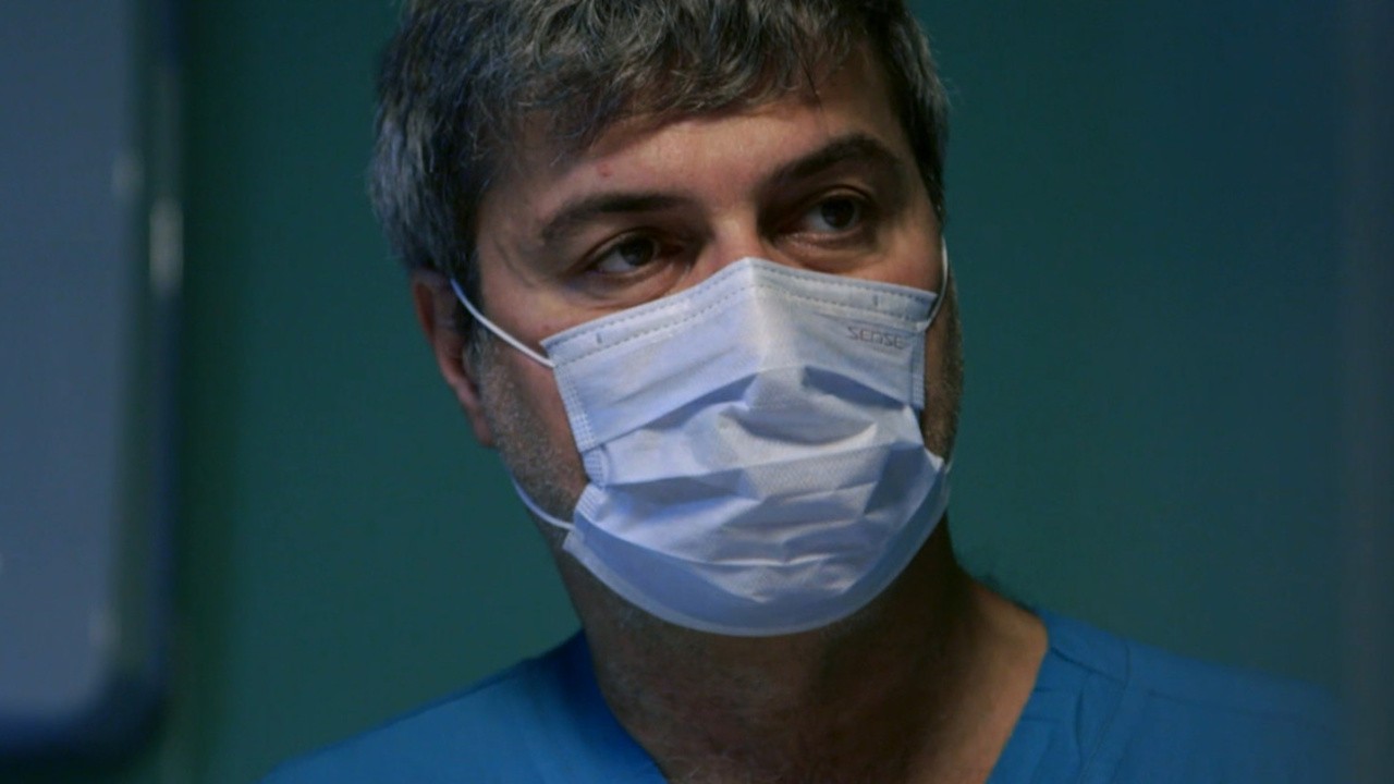 Bad Surgeon: Love Under the Knife (2023) | MUBI