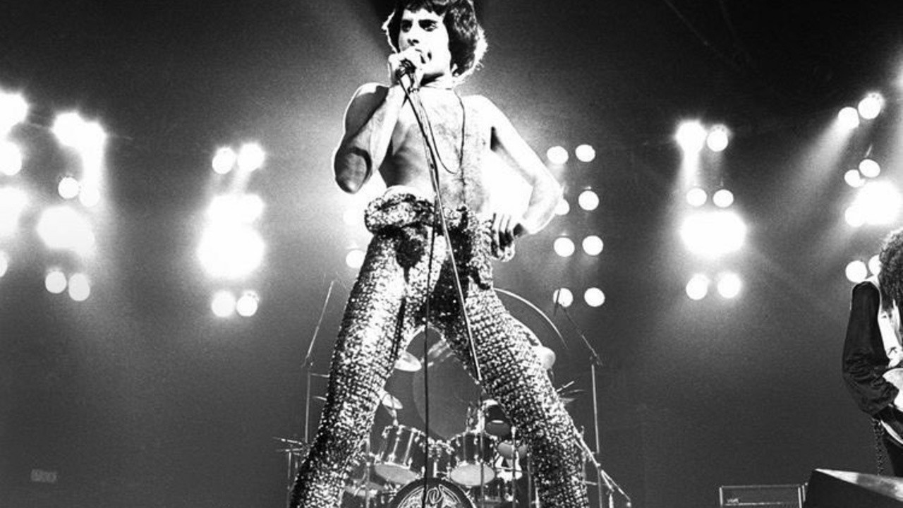 The Queen Phenomenon: In the Lap of the Gods (1995) | MUBI