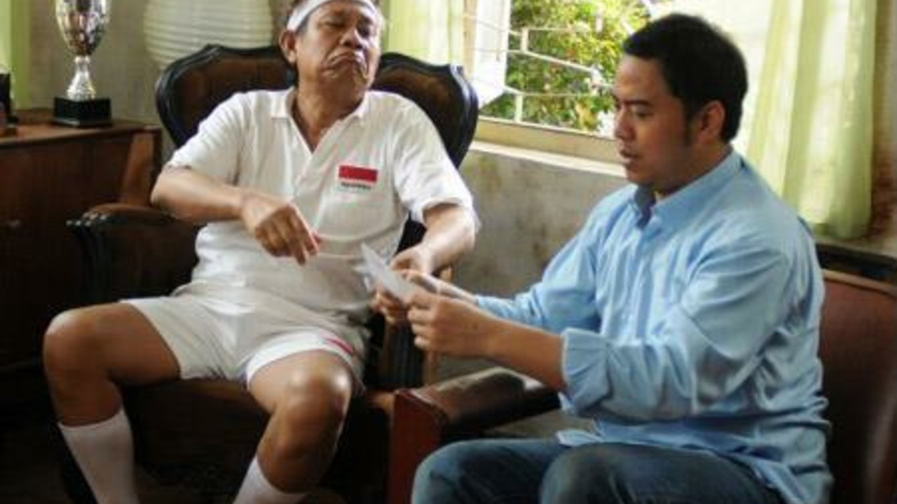 Make Money (2013) | MUBI