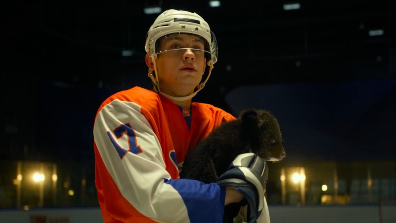 YA - Medved (2024) | MUBI