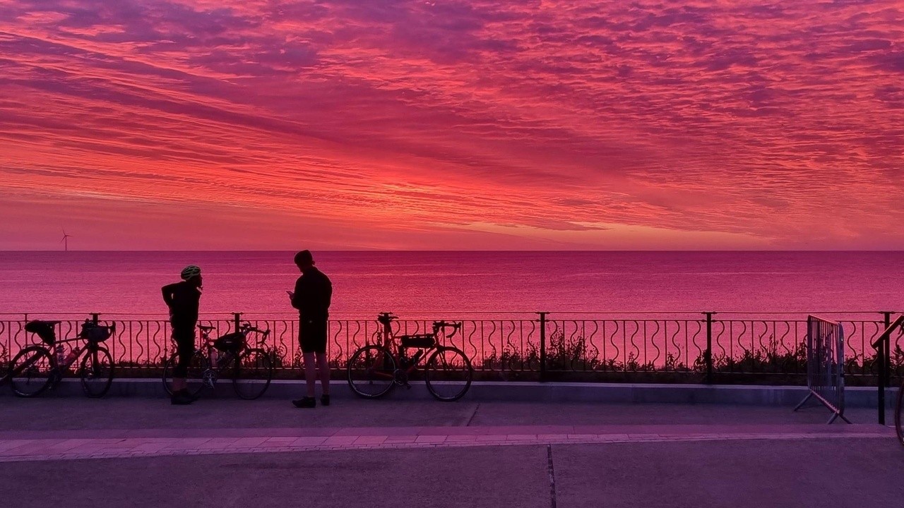 Chasing The Sun (2023) | MUBI