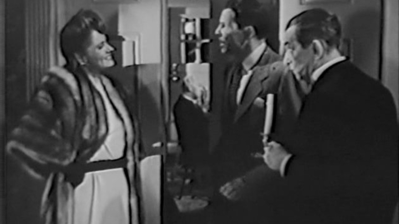 The Ghost Goes Wild (1947) | MUBI