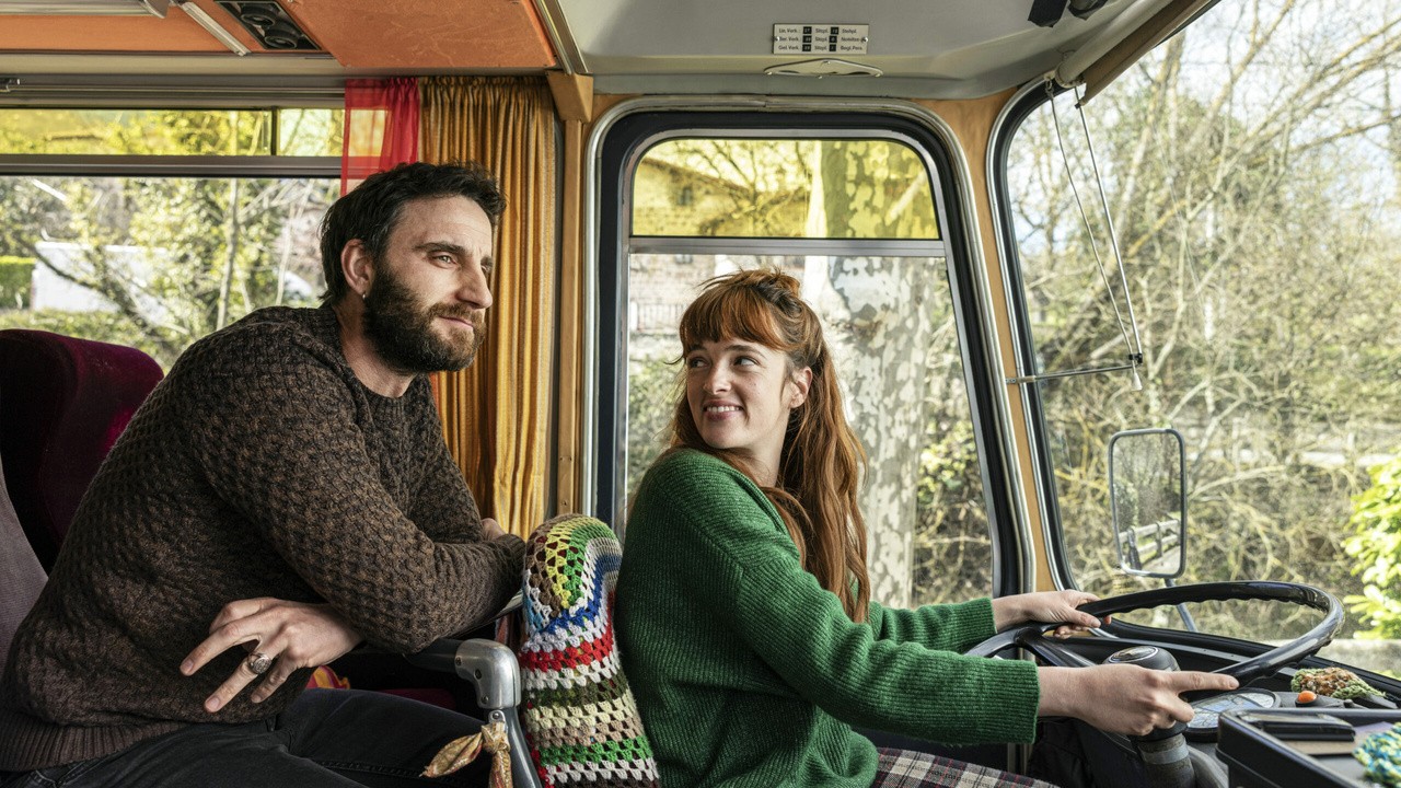 El bus de la vida (2024) | MUBI