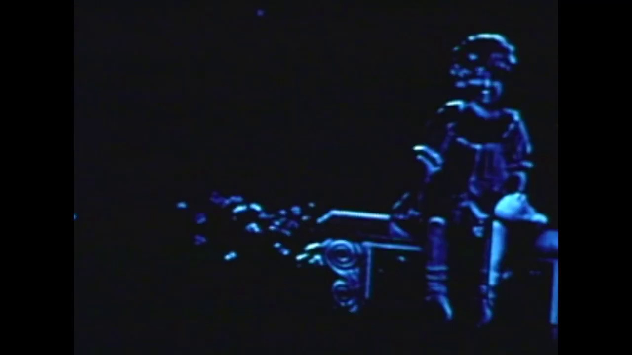 Floating Under a Honey Tree (1999) | MUBI