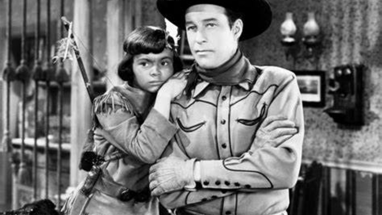 Phantom of the Plains (1945) | MUBI