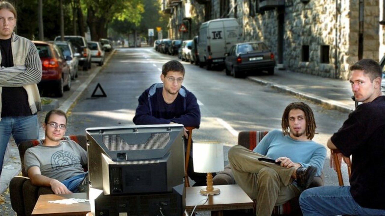 Gitak TV - The First 20 Years (2024) | MUBI