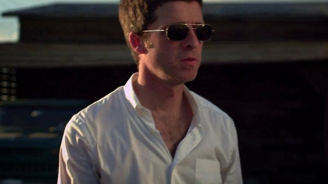 Noel Gallaghers High Flying Birds If I Had A Gun Mv 2011 Mubi 7683