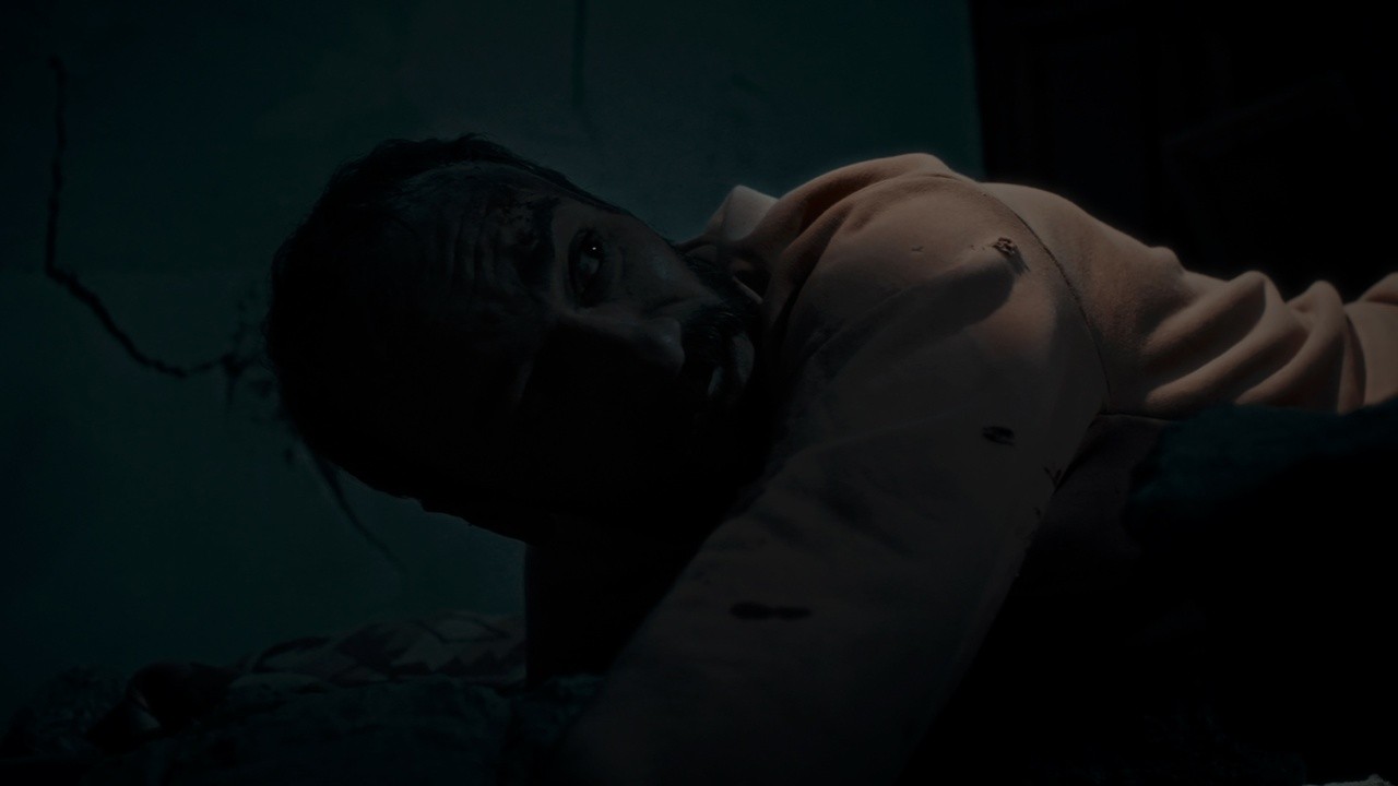 TRAILER - Is anyone alive? (2024)