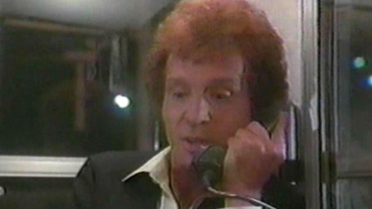 The Gossip Columnist (1980) | MUBI