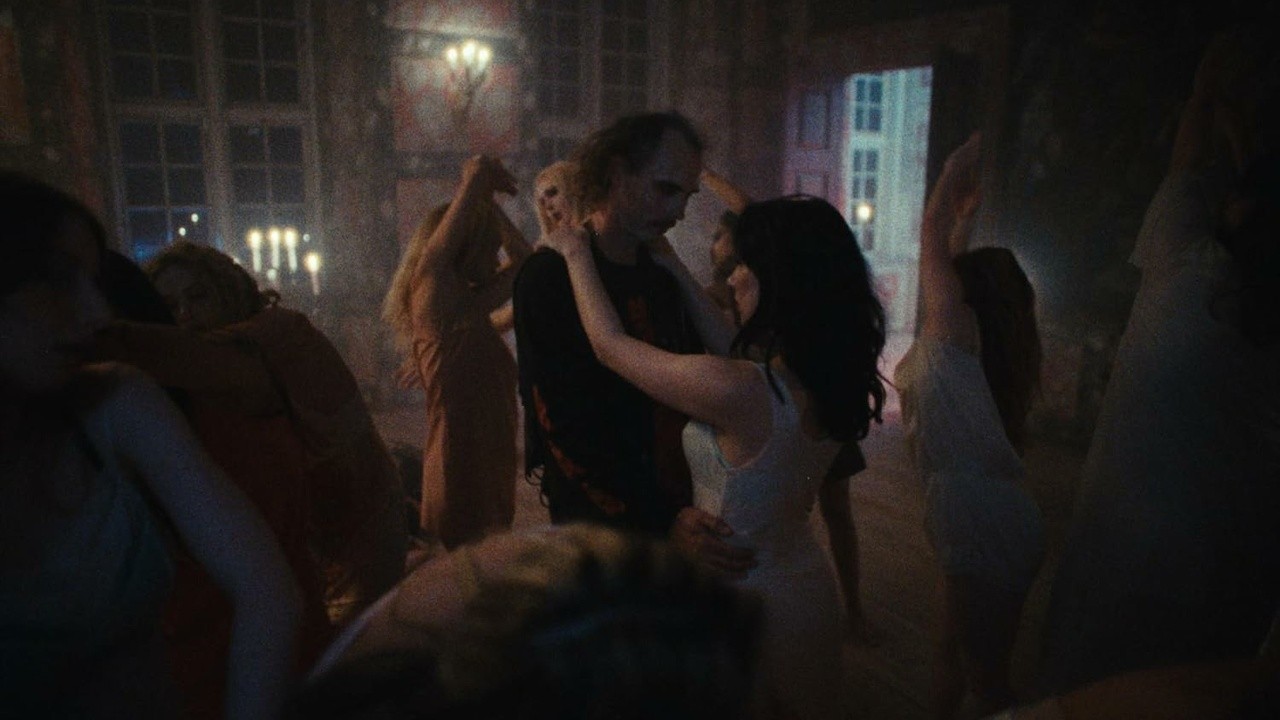 The Curse of the Velvet Vampire (2023) | MUBI