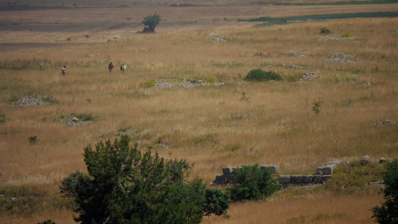 Seven Types of Dust (2024) | MUBI