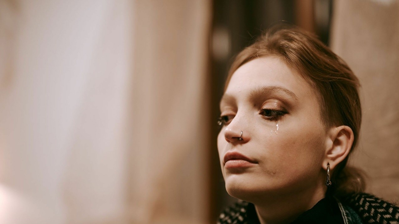 Anna LOL (2024) | MUBI