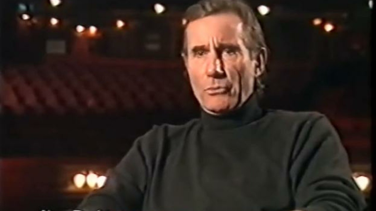 What's a Carry On? (1998) | MUBI