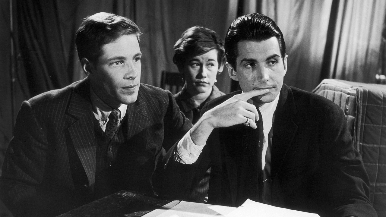 Sam Groom – Movies, Bio and Lists on MUBI