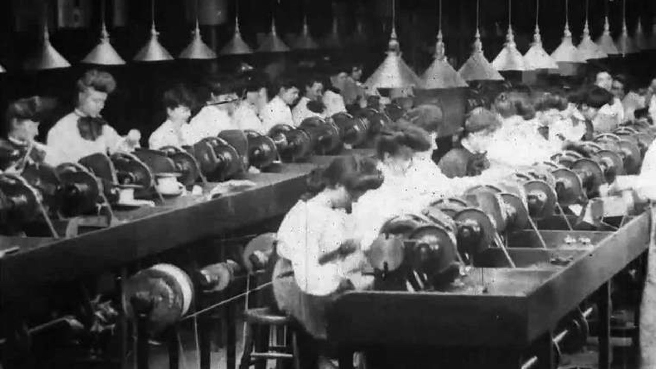 Coil winding section E (1904) | MUBI