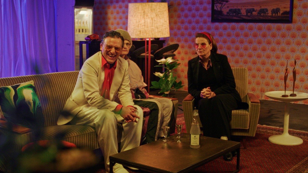Glückliche Gesellschaften (2024) | MUBI